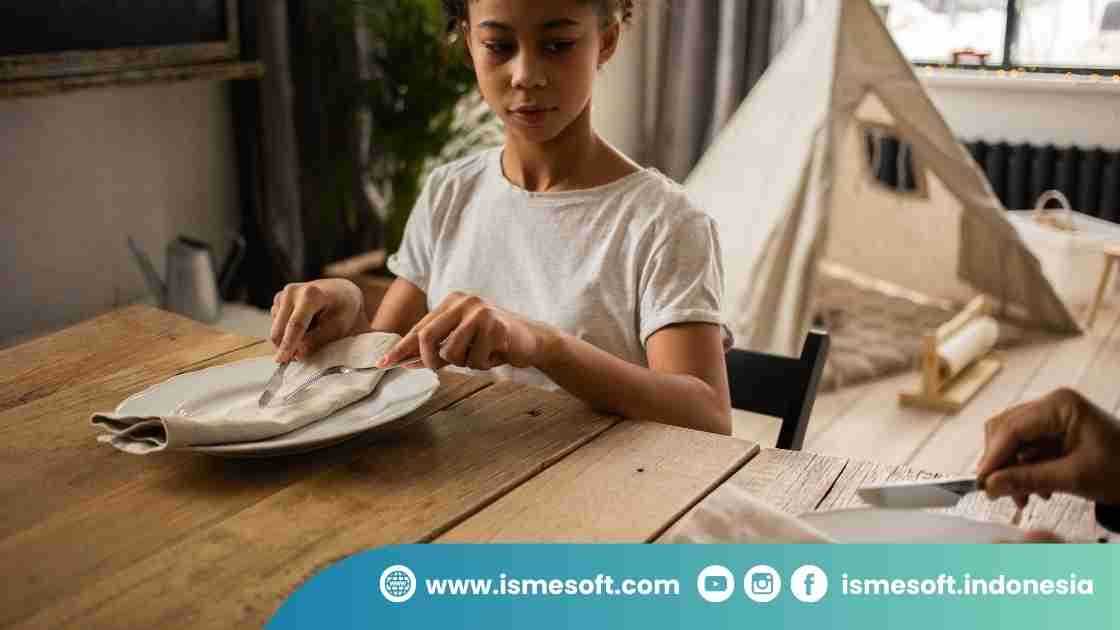 Table Manner: Tujuan dan 5 Urutan dalam Table Manner! - Ismesoft